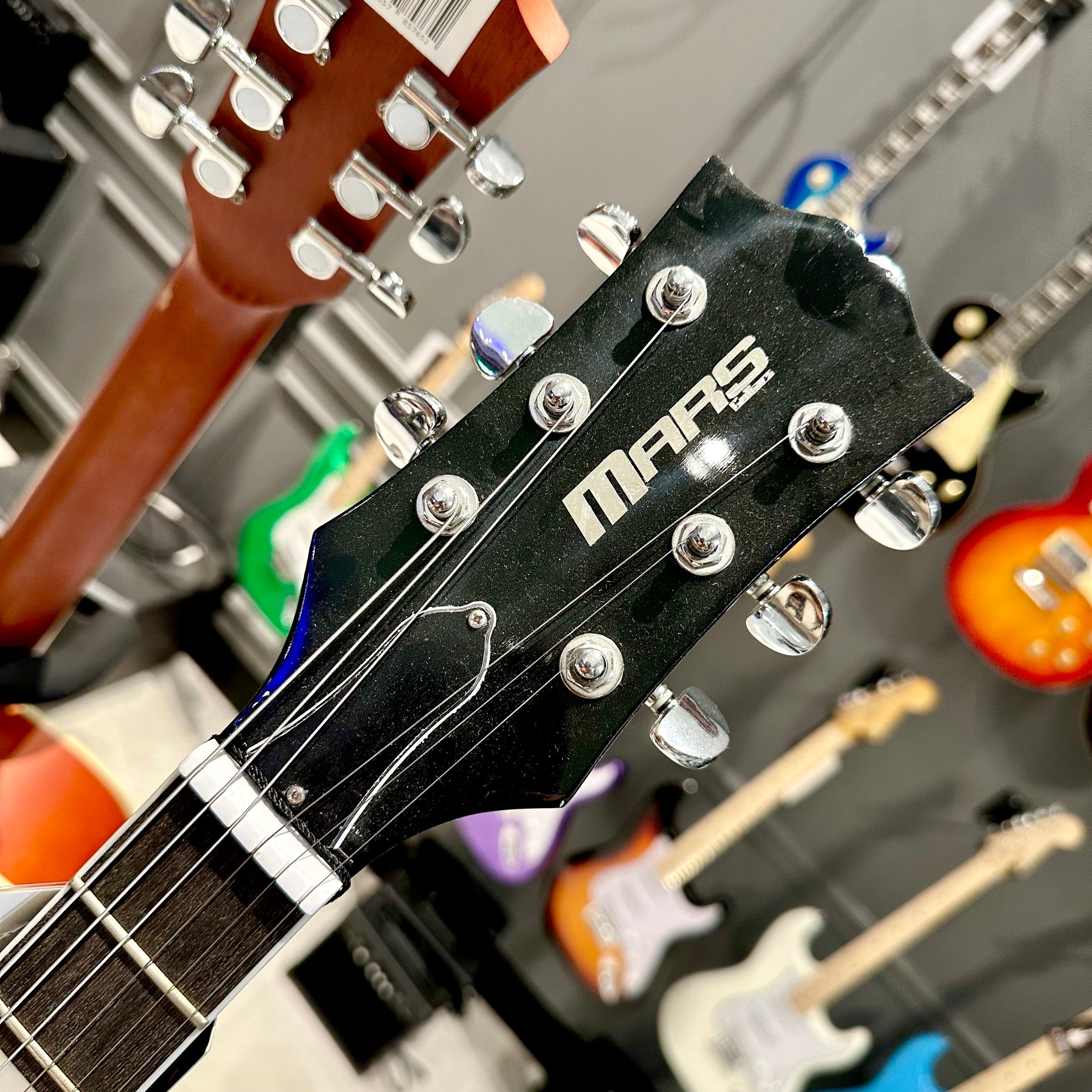 Mars Guitars: Electric Guitar LP - Black – Prince Music Company